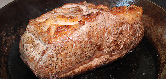 Rezept: Glasierter Rindsbraten von der Schulter an Rosmarin-Jus ...